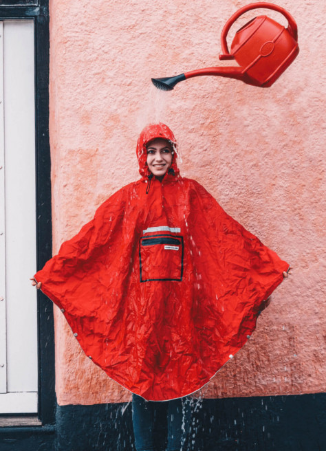Waterproof cycling poncho - The People's Poncho | JE SUIS À VÉLO
